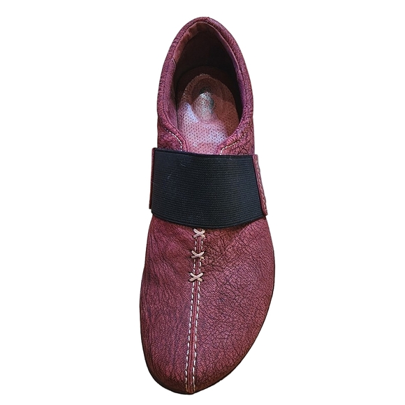 SoftWalk | Shoes | Soft Walk Tanner Slip On Leather Sneaker Shoe Sz 85 ...